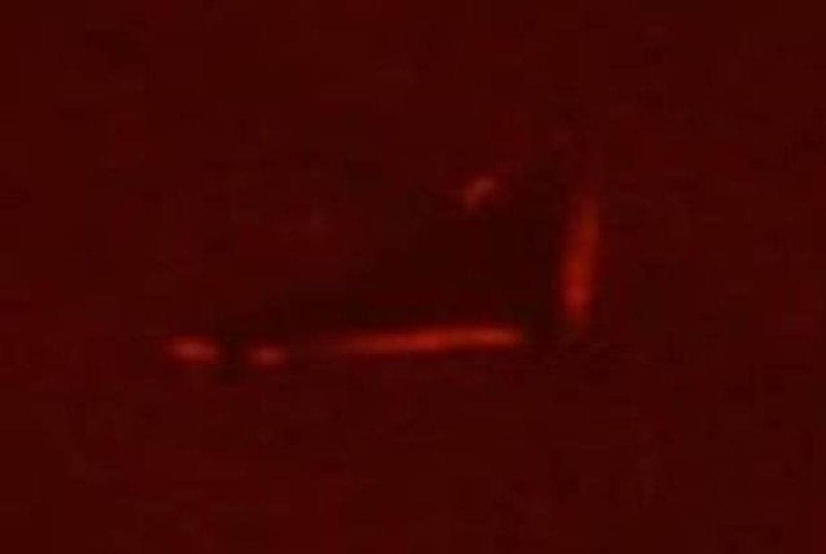 Gran OVNI Triángular Grabado Cerca Del Sol | Mundo Misterioso